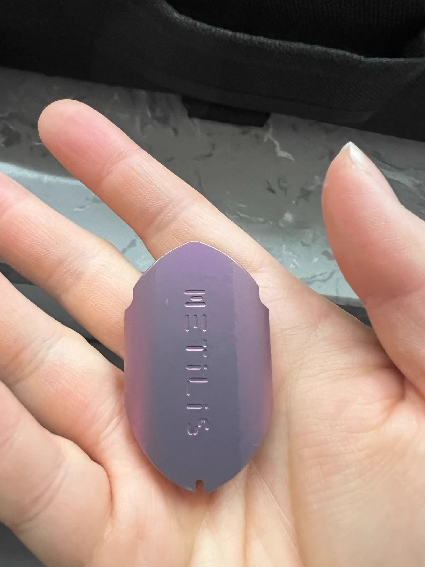 METILIS Roche Strike Slider pre-owned