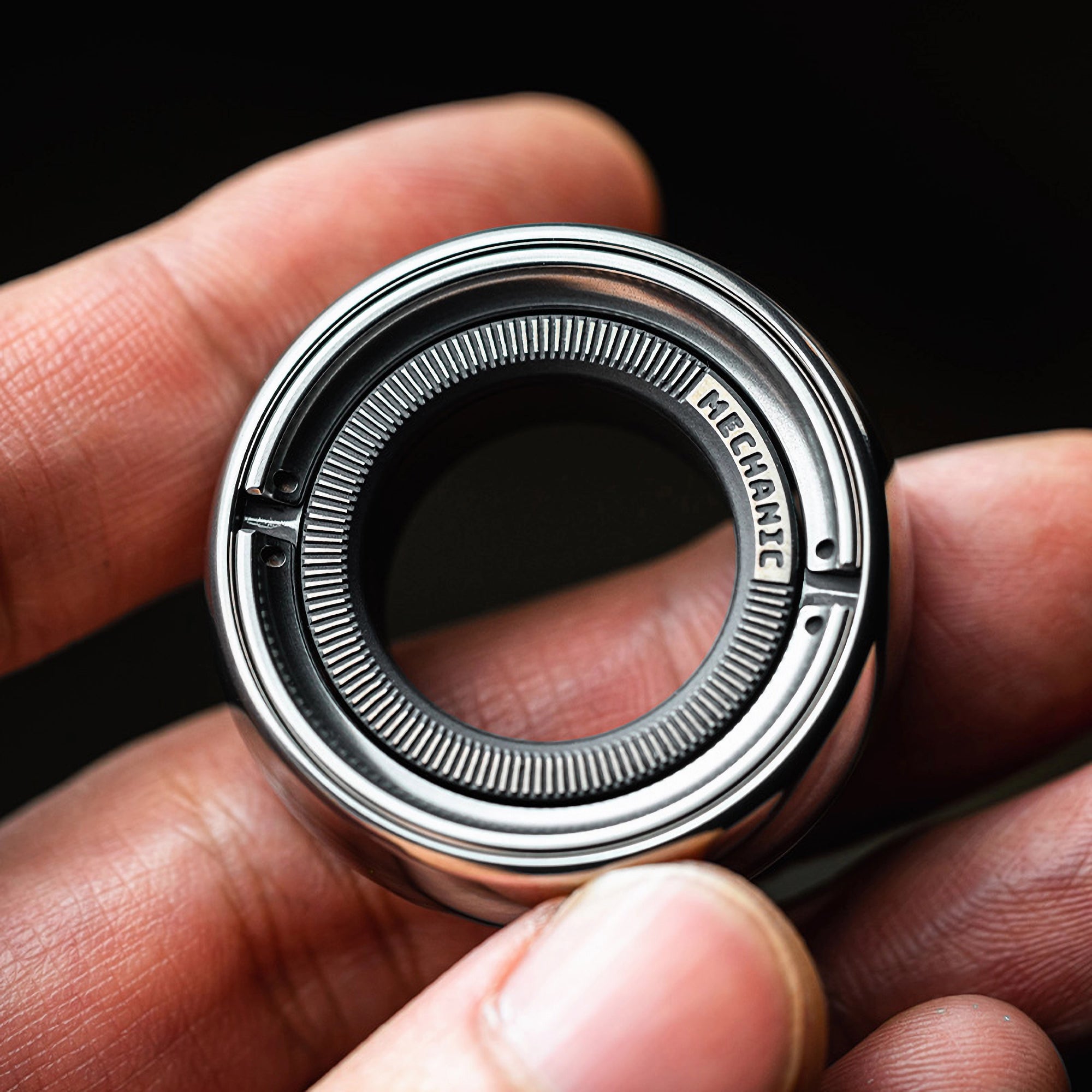 LAUTIE Mechanic-C Ring Spinner – Spy Wars Series EDC Fidget Ring | TRB ...