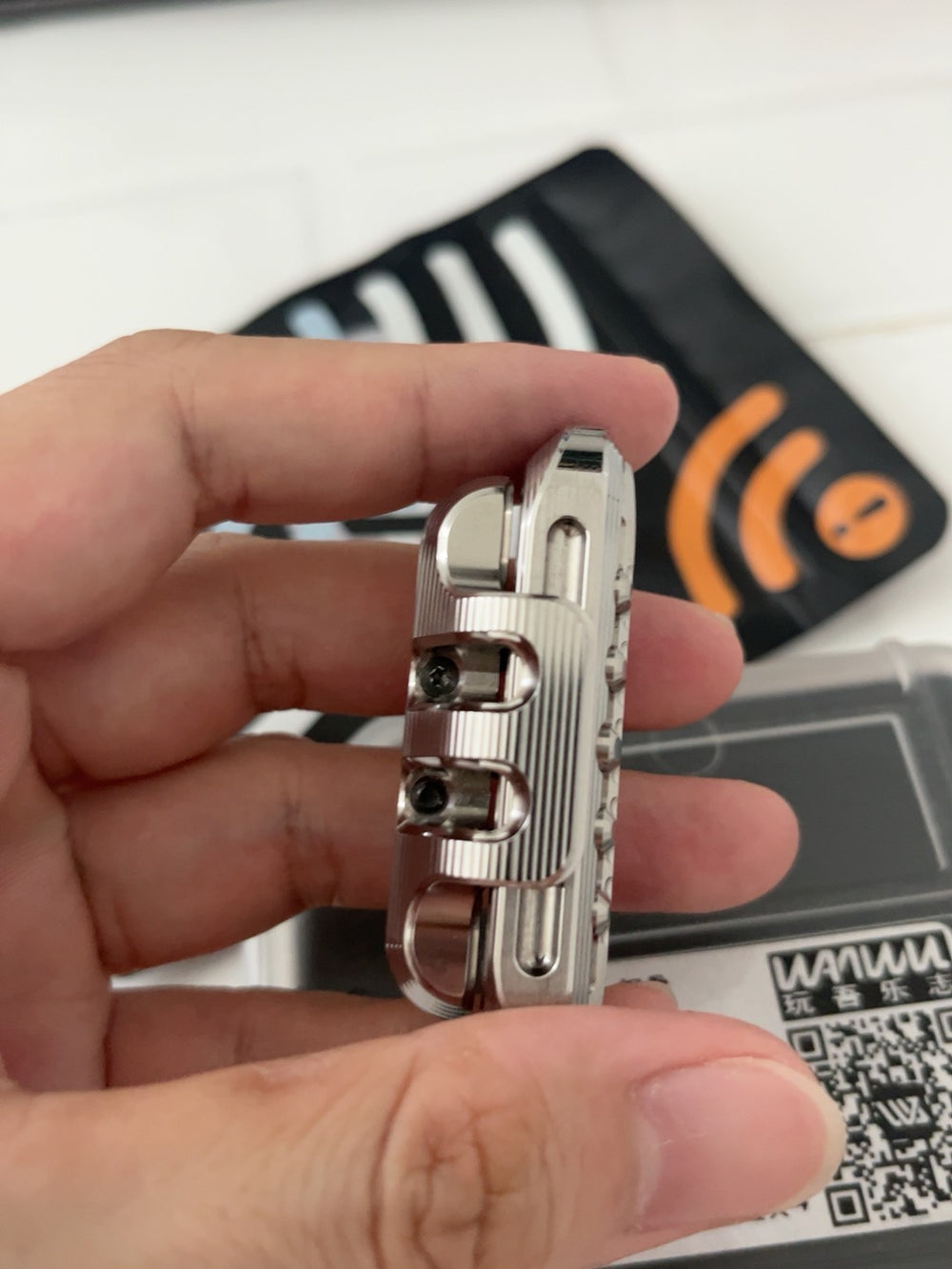 EXOSKELETON Titanium