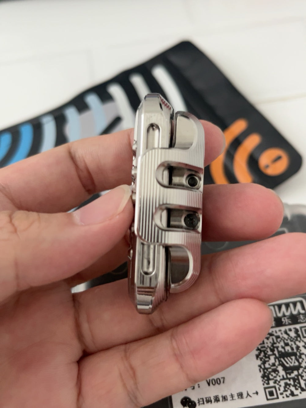 EXOSKELETON Titanium